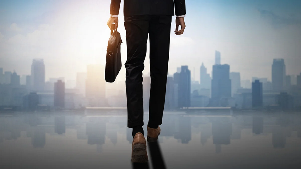 How to Become a Self-Starter in the Workplace